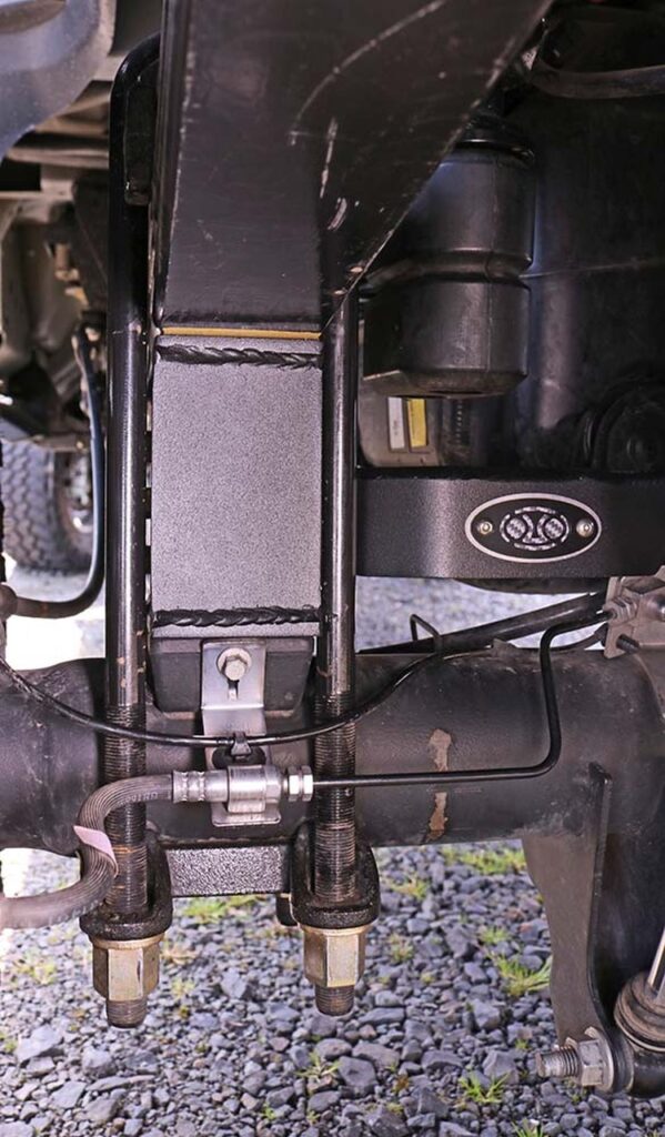 Alumiduty Torxz Formed Traction Bar System, F250/F350, 4in Block – Ford ...